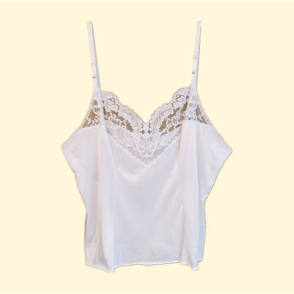 vassarette | Tops | Vintage Cottagecore Coquette White Lace Camisole ...